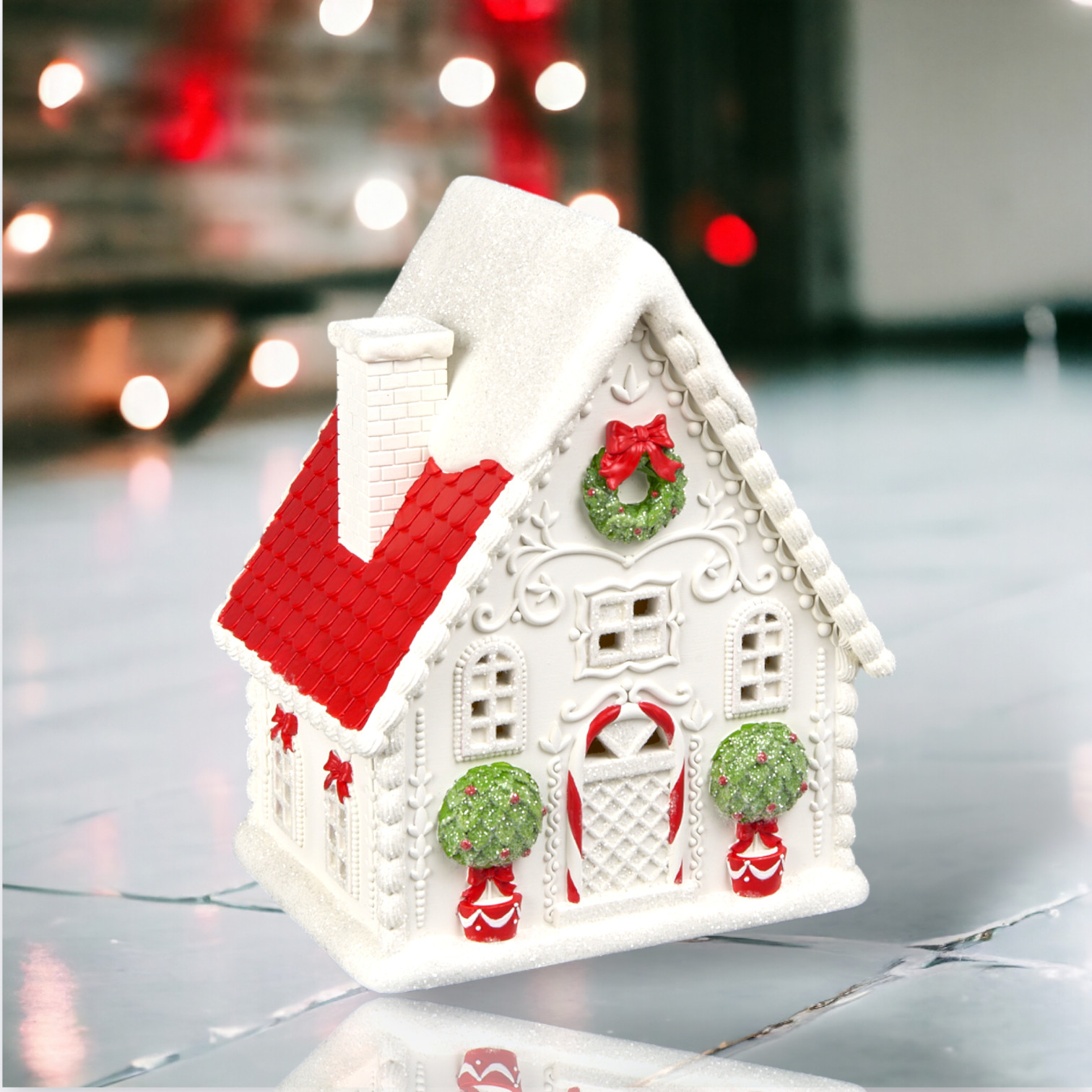 DecemberDiamonds: 9.5in LED Cottage House - LIMITED IN STOCK