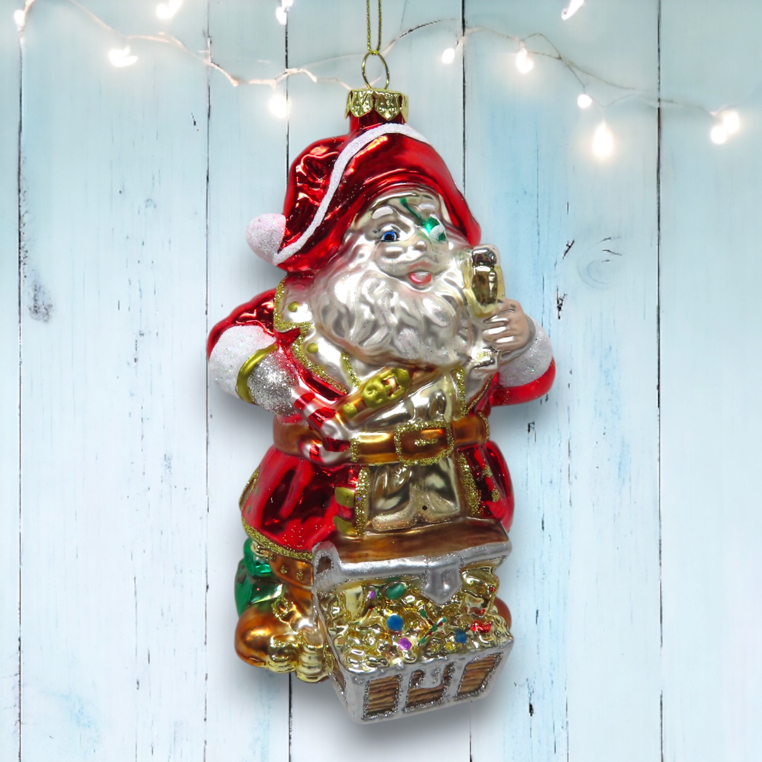 DecemberDiamonds: Pirate Santa Captain Orn Min/6